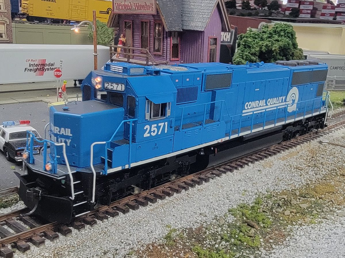 Athearn Genesis HO Scale EMD SD70 Conrail Quality (Custom #) CR 2571 U ...