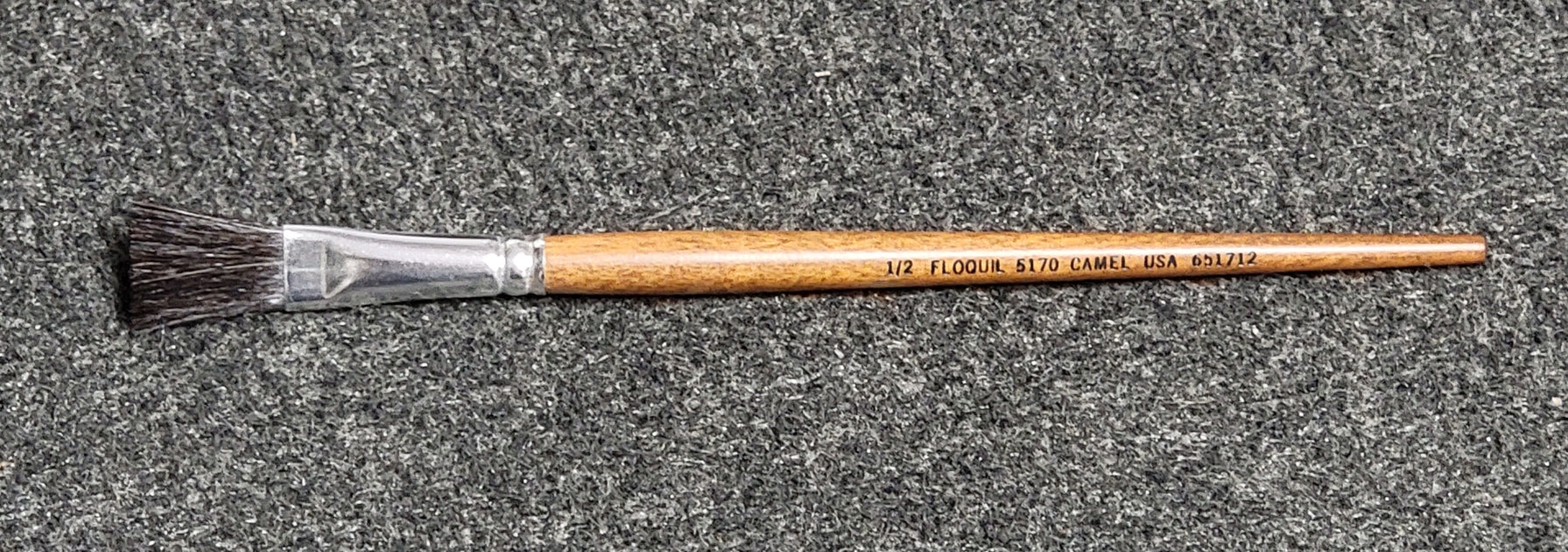 Floquil Poly S 651712 1/2" 5170 Camel Hair Flat Lacquer Paint Brush ...