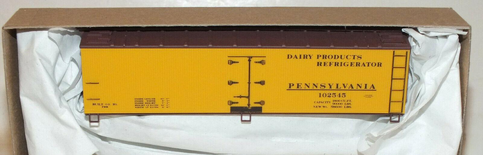 Accurail 3375 HO Scale 40' Wood Reefer Kit Pennsylvania "Dairy Product ...