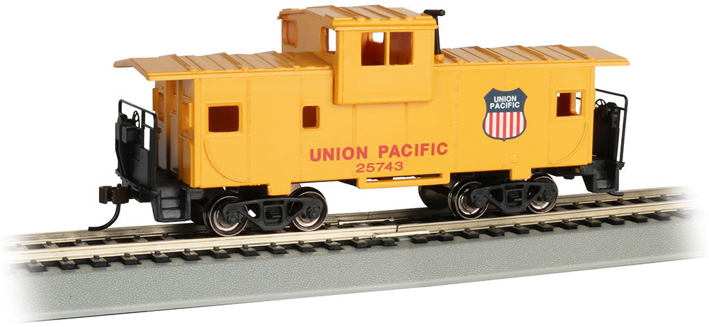 Bachmann 17701 HO Scale Wide Vision Caboose Union Pacific UP — White ...