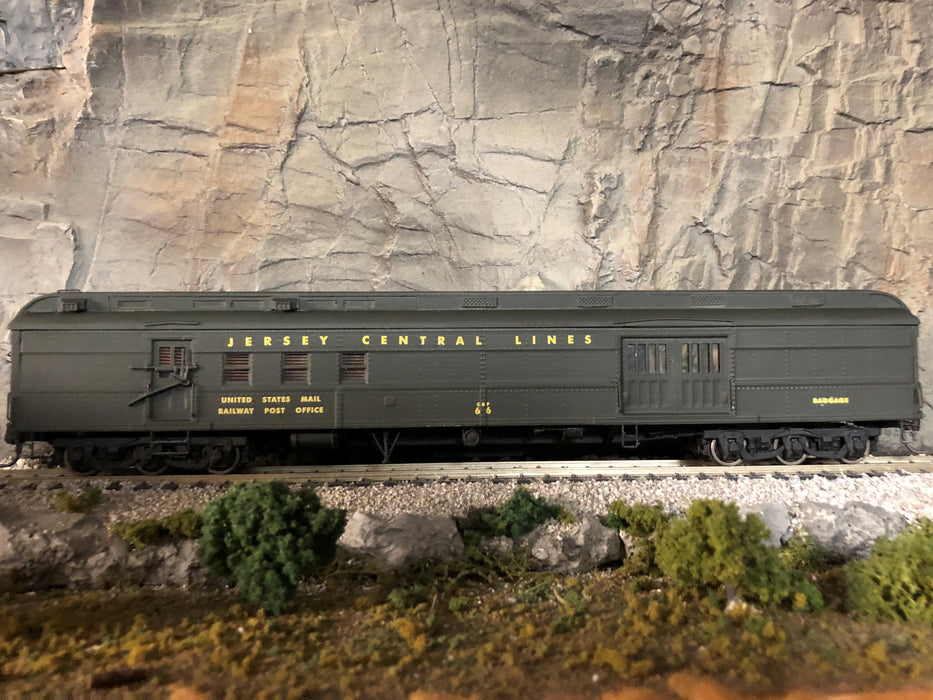Bethlehem Car Works 4071 HO Scale Jersey Central Baggage and Mail Car ...