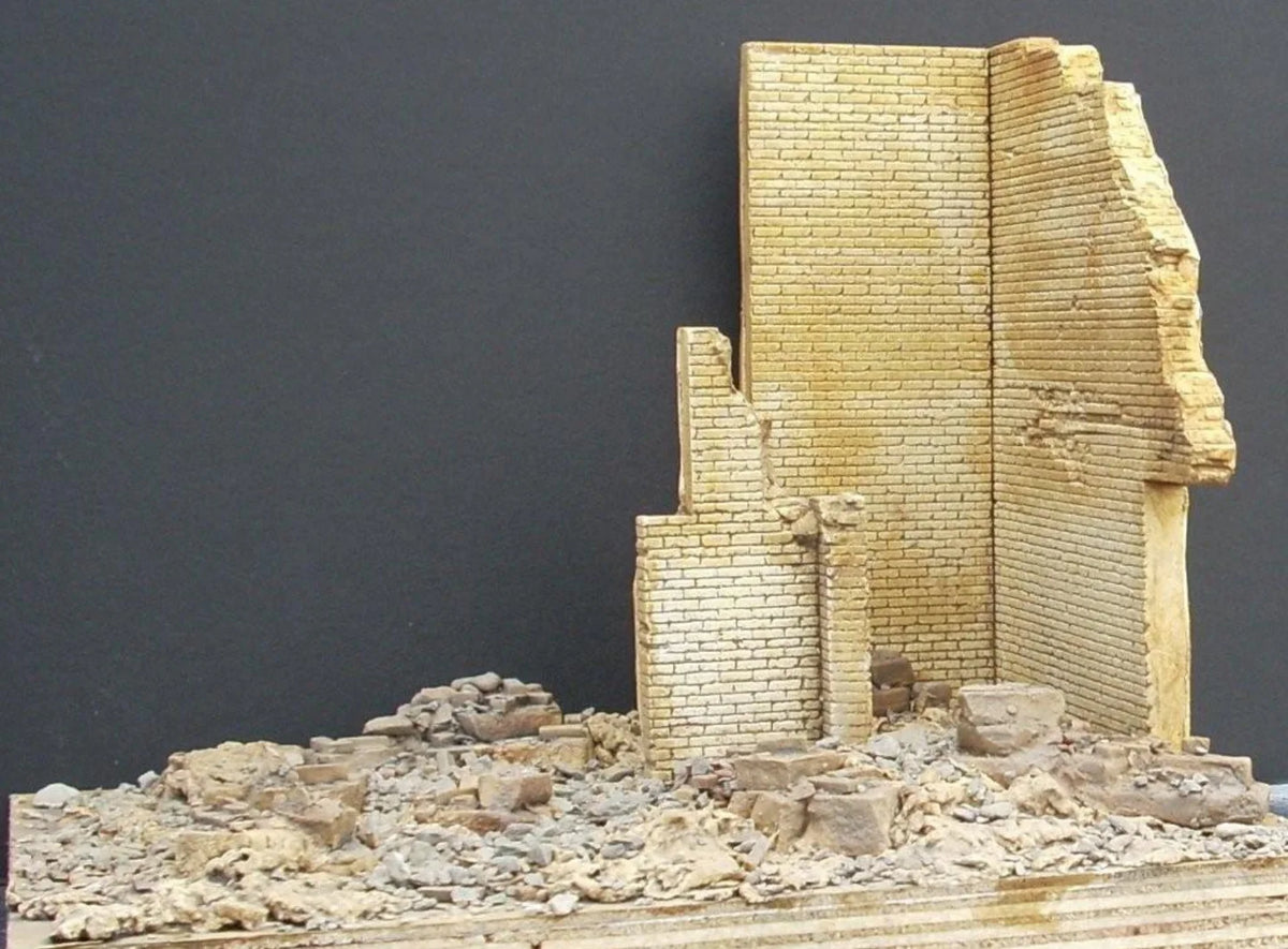 Dioramas Plus 9 1/35 Ruined Brick Corner Building Section (5"x4"x6 ...
