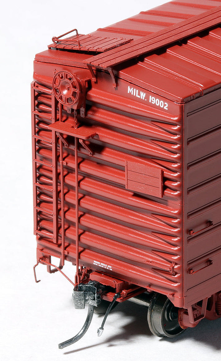 Exactrail Platinum EP82001-1 HO Scale 3898 Ribside Boxcar Milwaukee Ro ...