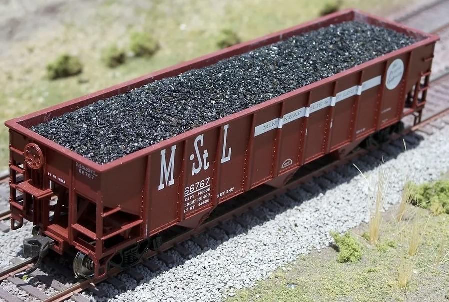 F&N Hobbies 81302 HO Scale Coal Load for Atlas 70 Ton 3 Bay Hopper (2 ...