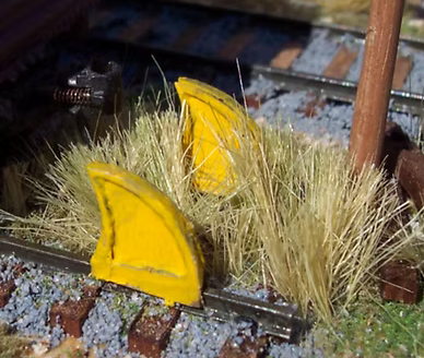 Osborn Model Kits 1038 HO Scale Rail Stops (Set of 6) — White Rose Hobbies