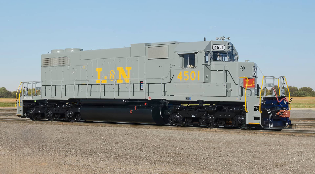ScaleTrains 33137 HO Scale EMD SD38-2 Diesel L&N 4504 - DCC LokSound — White Rose Hobbies