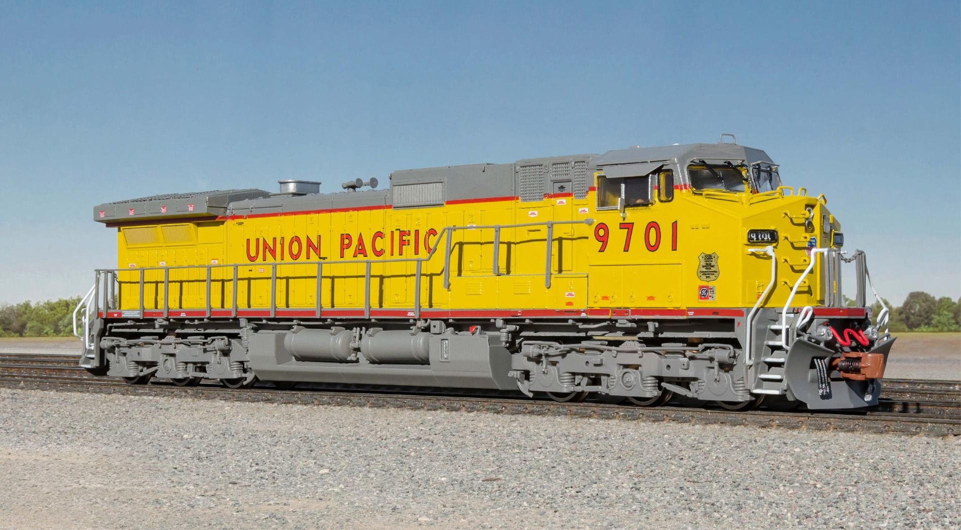 ScaleTrains Rivet 38721 N Scale GE DASH 9 Diesel Union Pacific "Employ — White Rose Hobbies