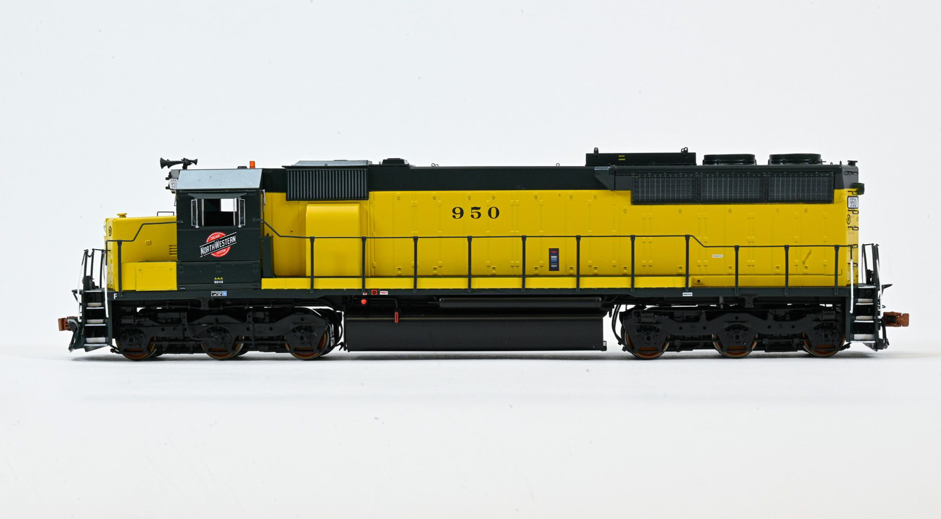 ScaleTrains Rivet 39739 HO Scale EMD SD45 Phase IIb1 Chicago & NorthWe — White Rose Hobbies