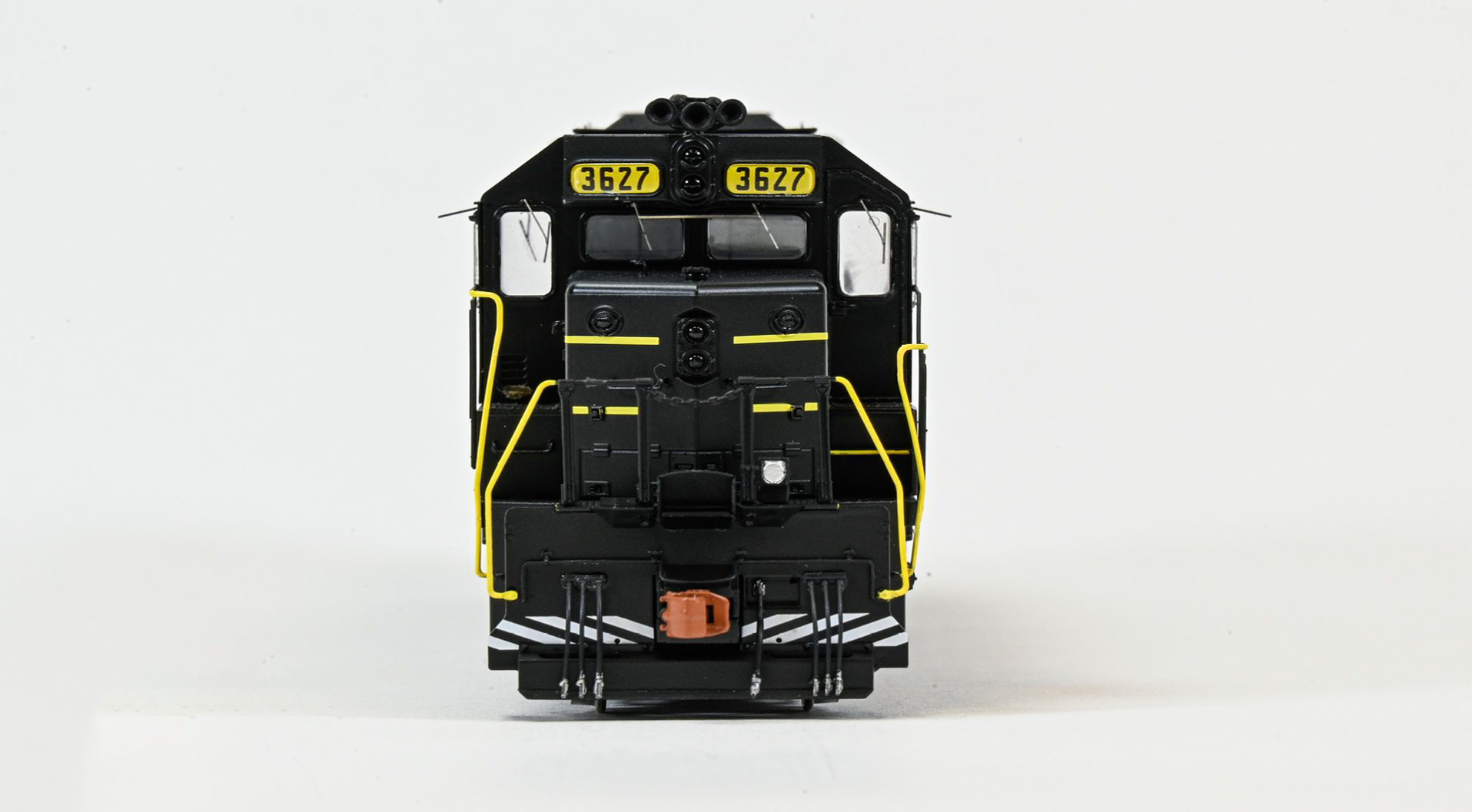 ScaleTrains Rivet 39768 HO Scale EMD SD45 Phase IIc Clinchfield "ex-SC — White Rose Hobbies