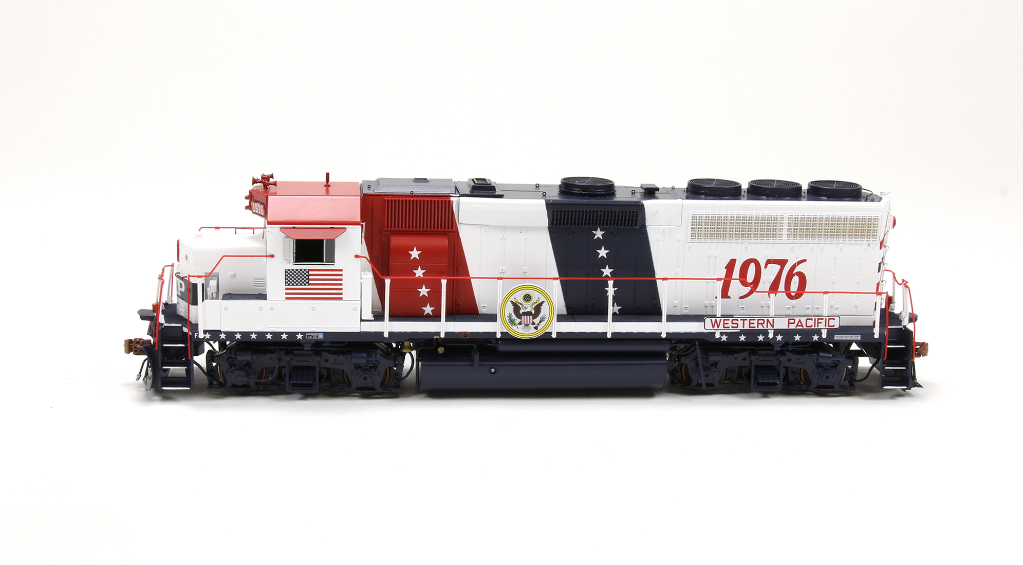 ScaleTrains Rivet 40225 HO Scale EMD GP40 Phase IIc Bicentennial WP 19 ...