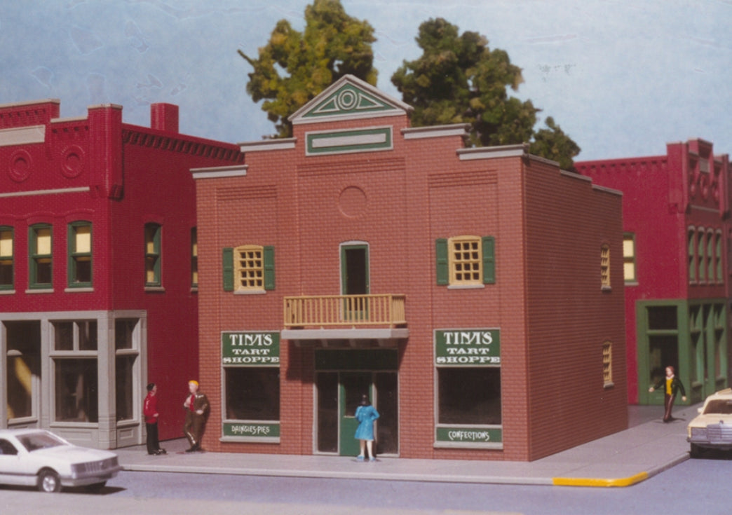Smalltown USA 699-6000 HO Scale Town Bank (formerly Tina's) — White ...
