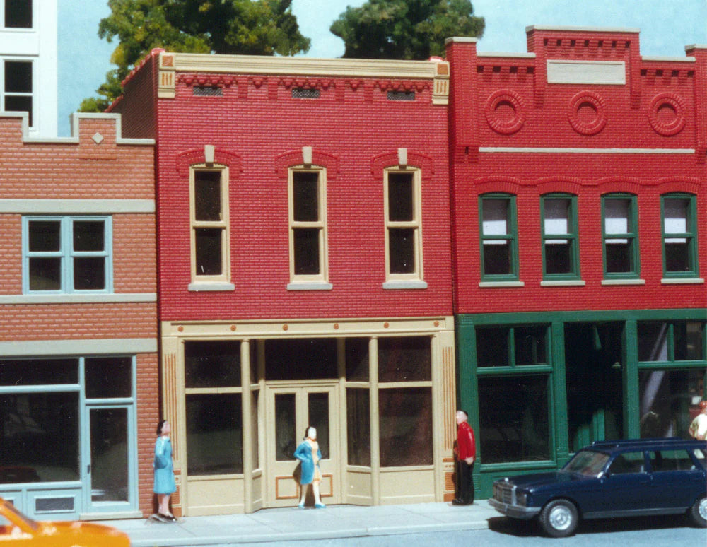 Smalltown USA 699-6013 HO Scale Vivian's Family Shoes Building Kit ...