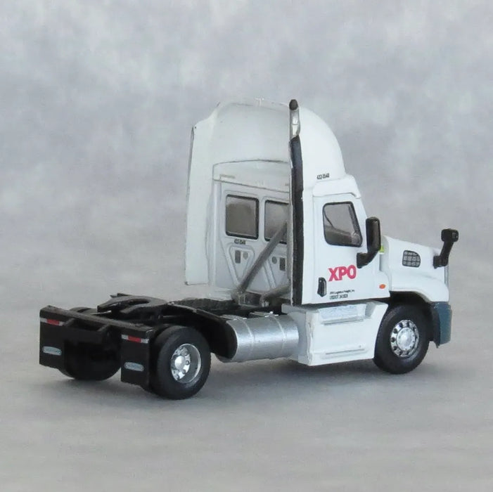 Trainworx 42591-01 N Scale Freightliner Cascadia Tractor Day Cab XPO 4 ...