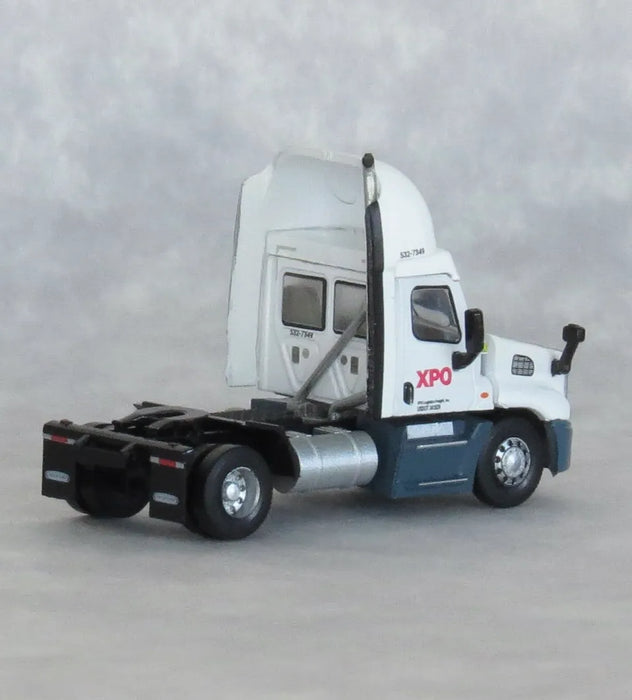 Trainworx 42591-02 N Scale Freightliner Cascadia Tractor Day Cab XPO 4 ...