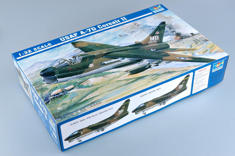 Trumpeter Scale Models 2245 1/32 USAF A-7D Corsair II Model Aircraft K ...