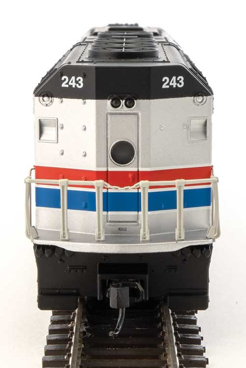 Walthers 910-9463 HO Scale EMD F40PH Amtrak Phase II 243 — White Rose ...