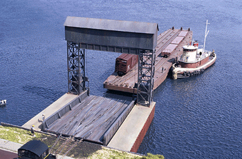 Walthers Cornerstone 933-3068 HO Scale Railroad Car Float Apron Kit ...