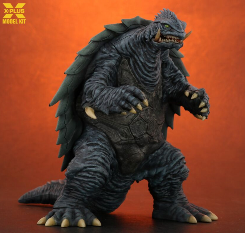 X-Plus Models 200055 1/700 Gamera 1999 Figure Kit — White Rose Hobbies