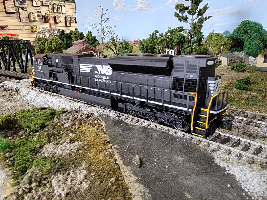 Kato HO Scale EMD SD80MAC Norfolk Southern NS 7218 (Custom Painted) - — White Rose Hobbies