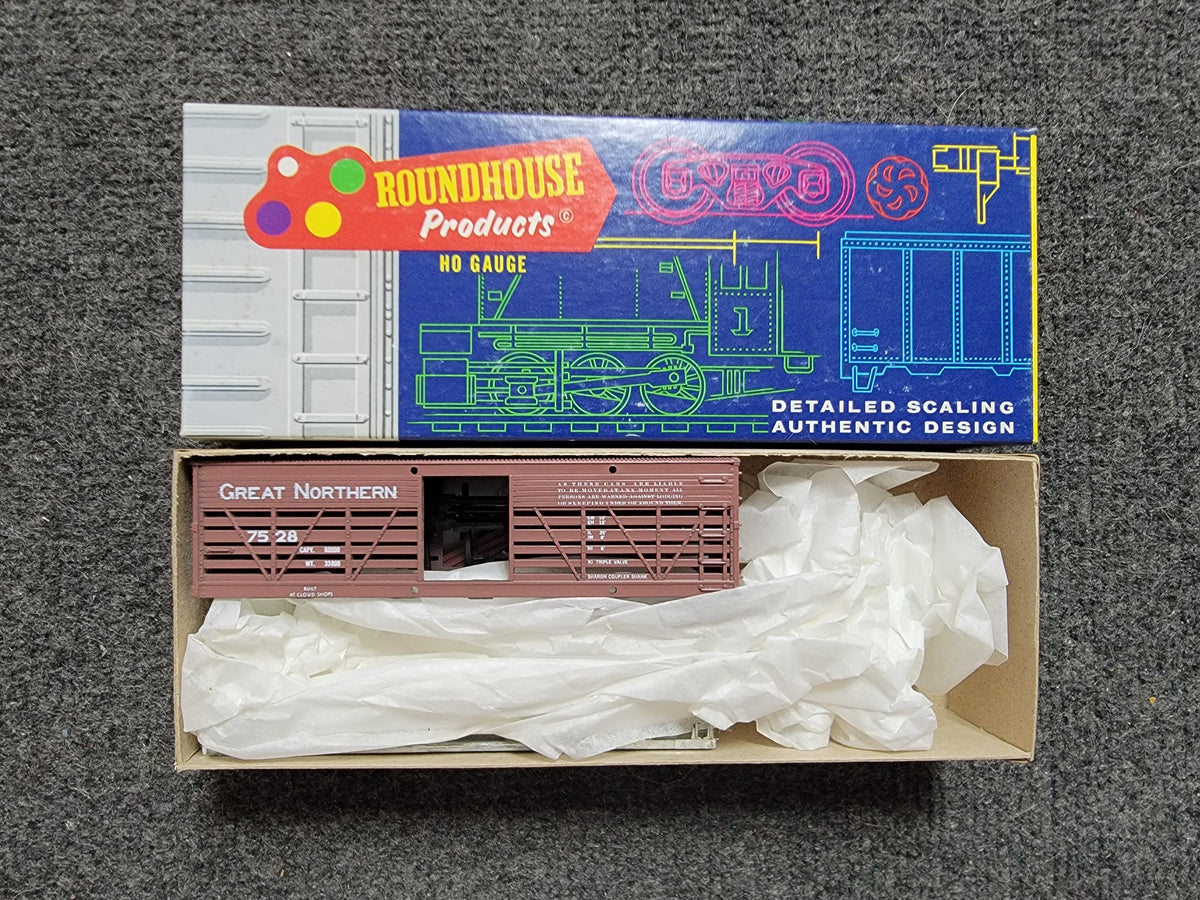 Roundhouse 3263 HO Scale 36' Stock Car Kit Great Northern GN 7528- NOS ...