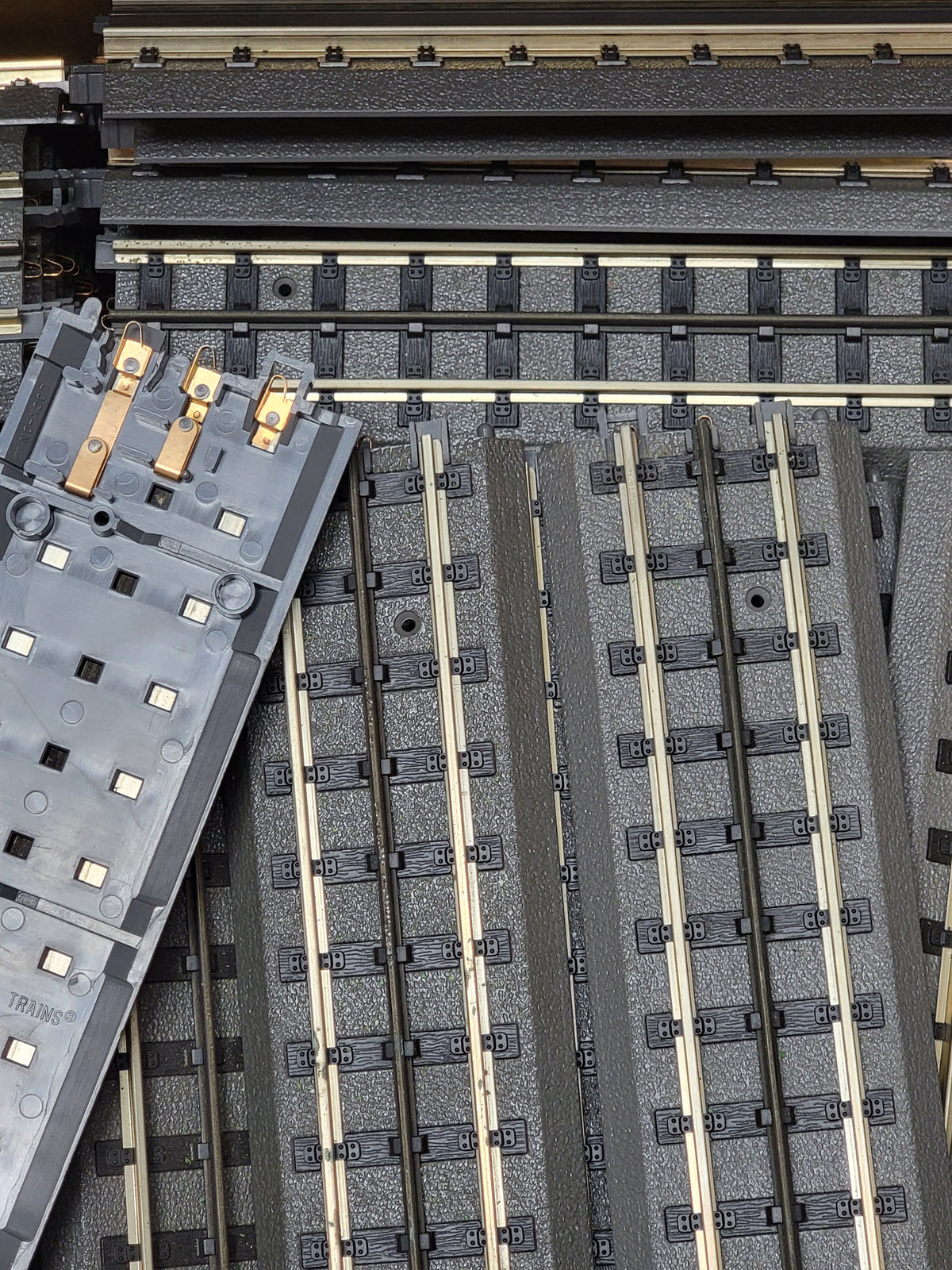 MTH 40-1001 RealTrax 10" Straight Section Single - USED — White Rose ...