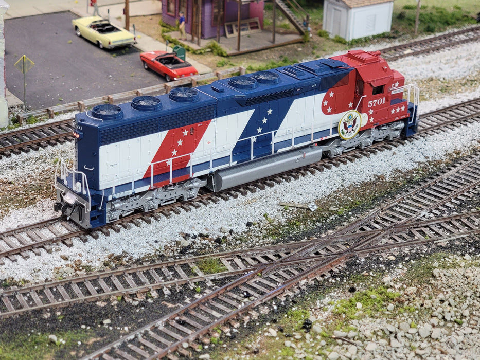 Athearn Genesis G67124 HO Scale EMD SD45-2 Santa Fe ATSF "Bicentennial ...