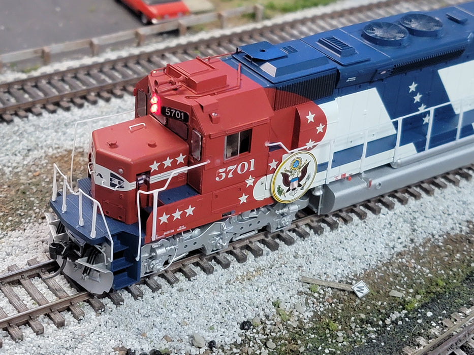 Athearn Genesis G67124 HO Scale EMD SD45-2 Santa Fe ATSF "Bicentennial ...