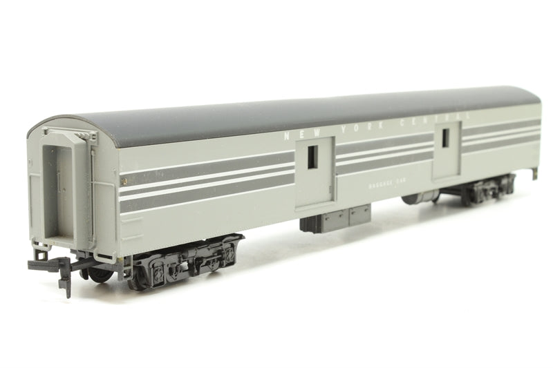 AHM 6407-CE HO Scale Smooth Side Baggage Car New York Central 20th - N ...