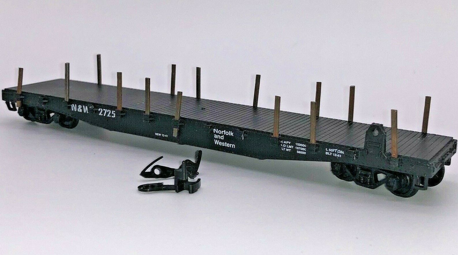 Athearn 1391 HO Scale 50' Flat Car (Blue Box Kit) Norfolk & Western NW — White Rose Hobbies