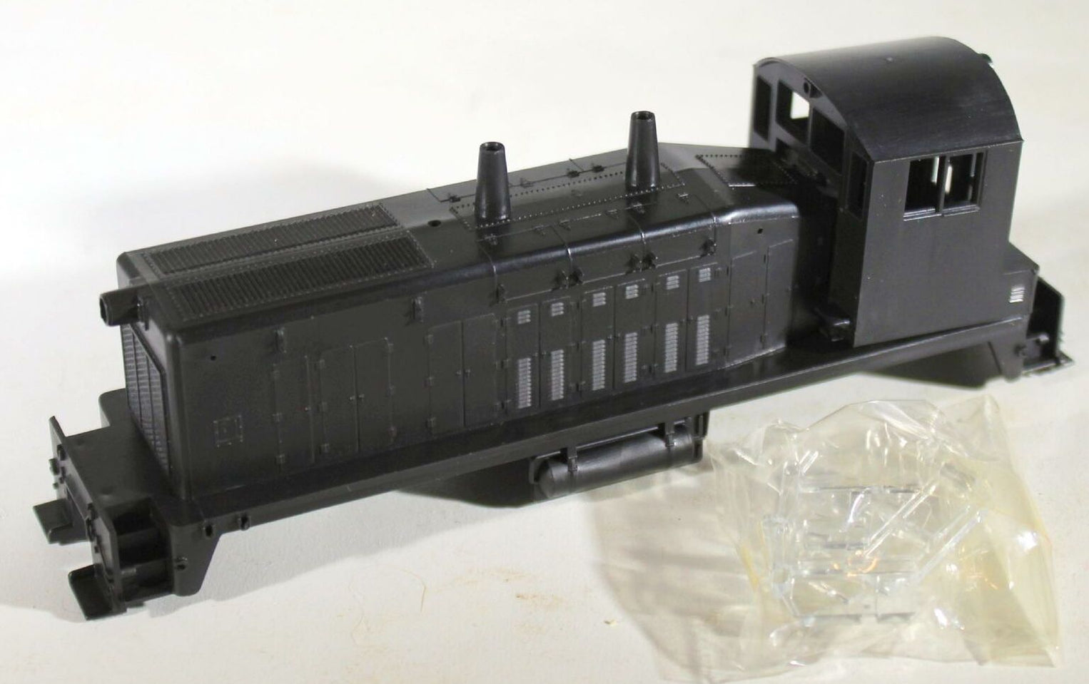 Athearn 40510 SW7 Body Shell Undecorated - NOS — White Rose Hobbies