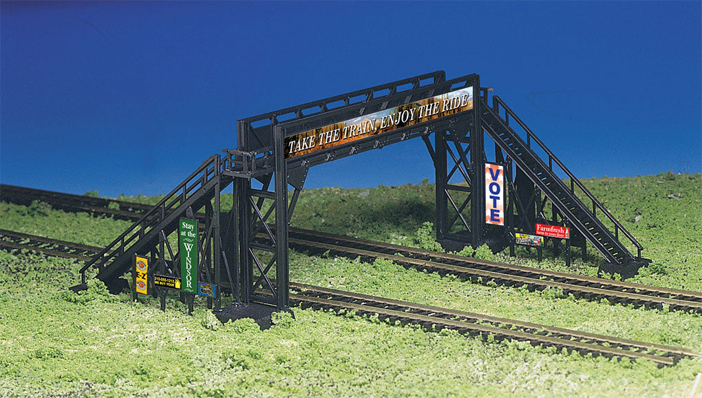 Bachmann Plasticville 45172 HO Scale Overhead Pedestrian Foot Bridge K ...