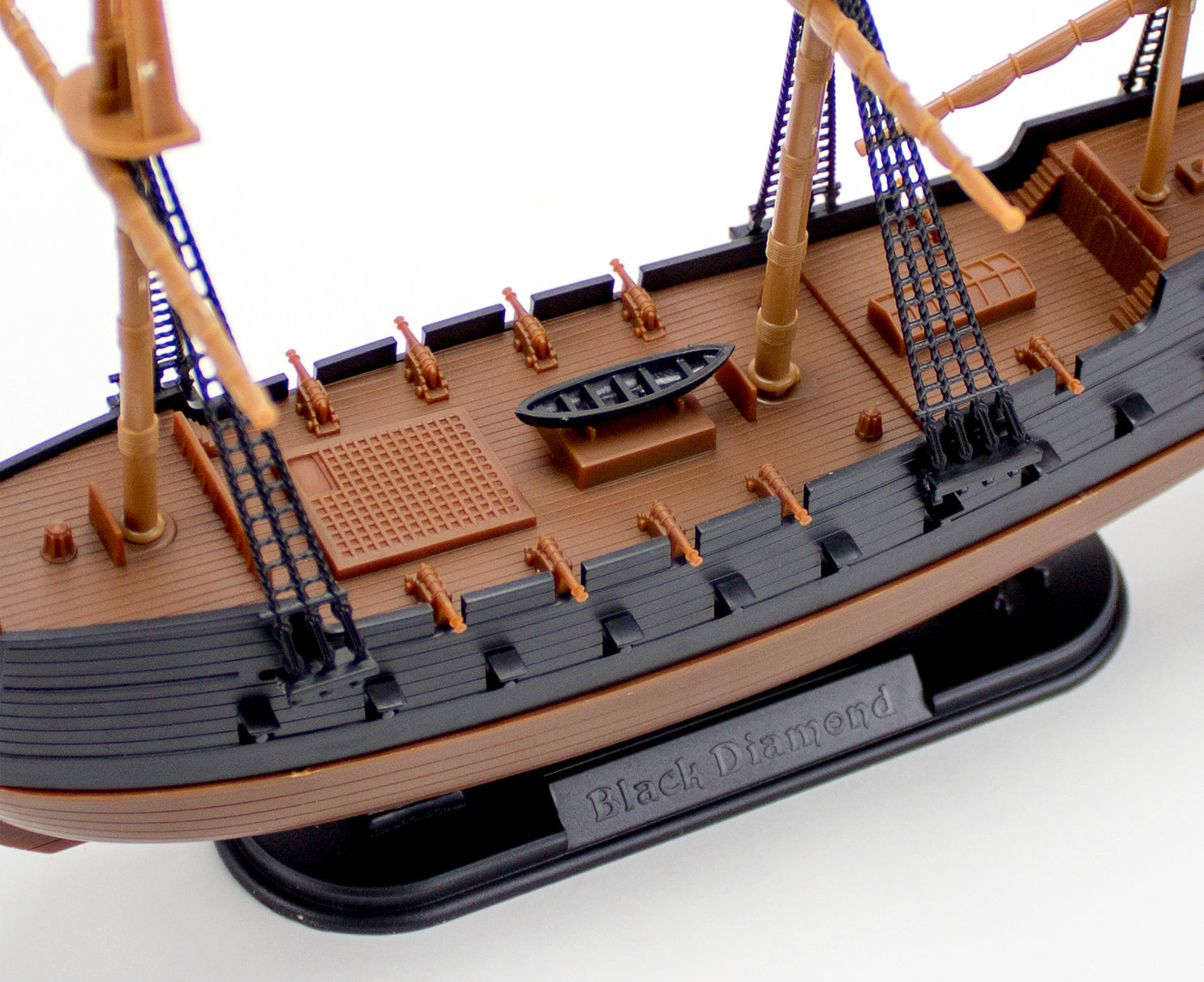 Revell 85-1237 1/350 Black Diamond Pirate Ship (Snap) — White Rose Hobbies
