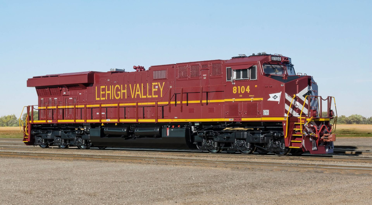 ScaleTrains Rivet 33620 HO Scale GE ES44AC Lehigh Valley Norfolk South ...