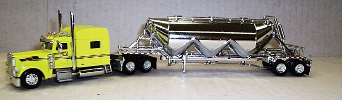 Trucks n Stuff SPEC008 Cherokee Freight Lines 389 Peterbuilt with Chro ...