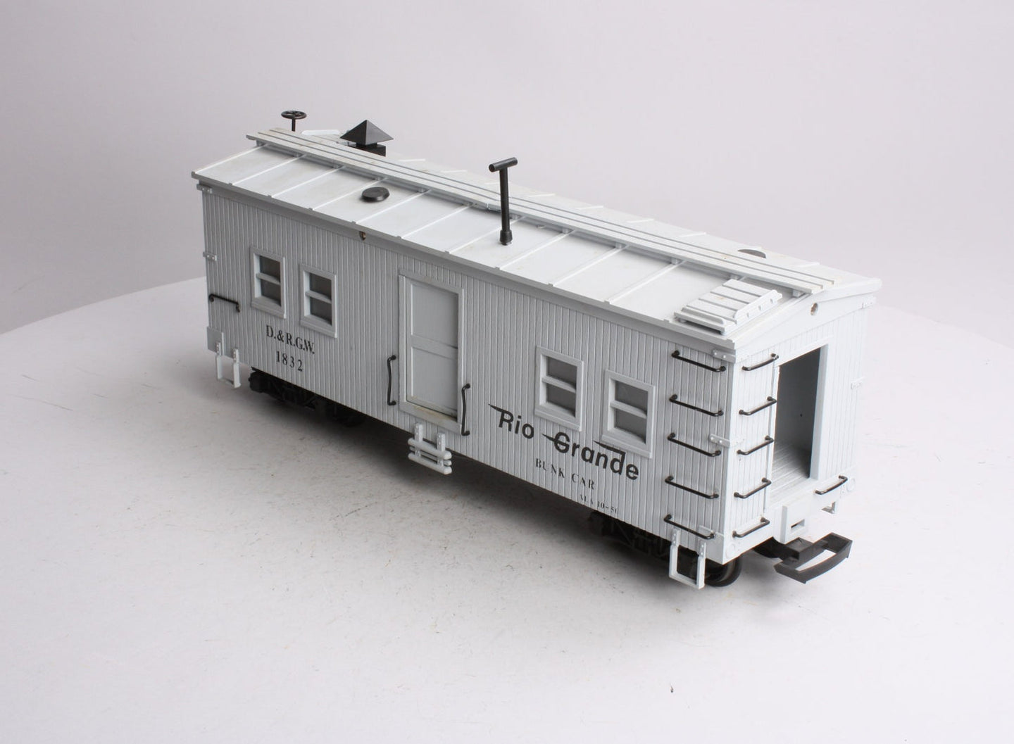 USA Trains R1832 G Gauge Bunk Car D&RGW #046 - NOS — White Rose Hobbies