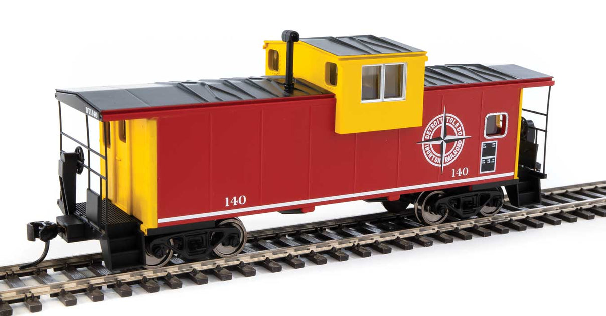 Walthers Mainline 910-8712 HO Scale Extended Wide Vision Caboose Detro ...